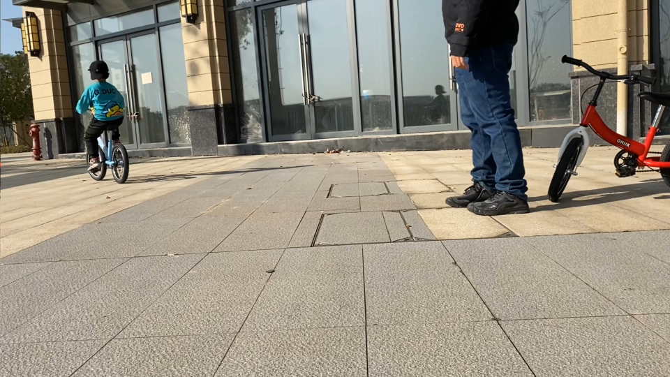 OHIIK Rubber Balance Bike for Toddlers 2-7 Years Old, 2 in 1 Kids Bike ...